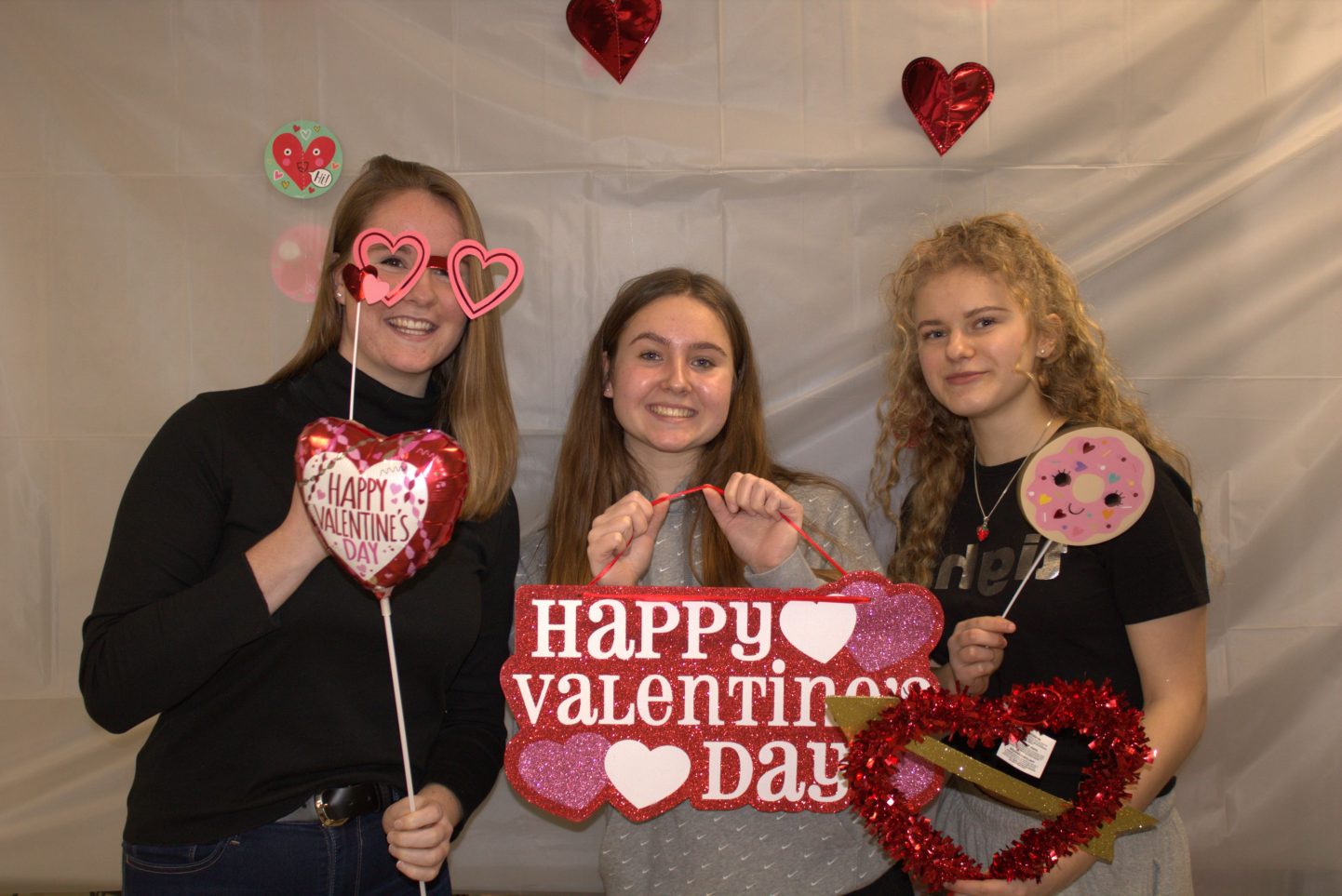 Valentine's Day Yearbook Activities | Walsworth Yearbooks
